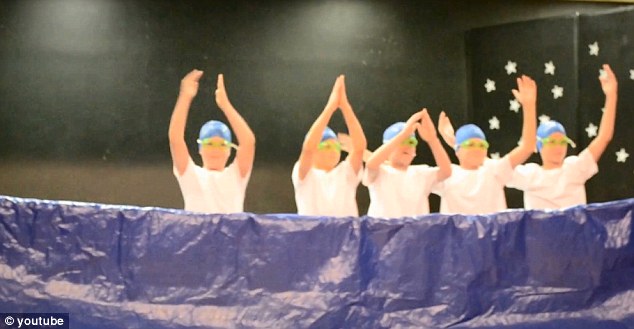 Kids Do An Awesome 'Synchronized Swimming' Performance