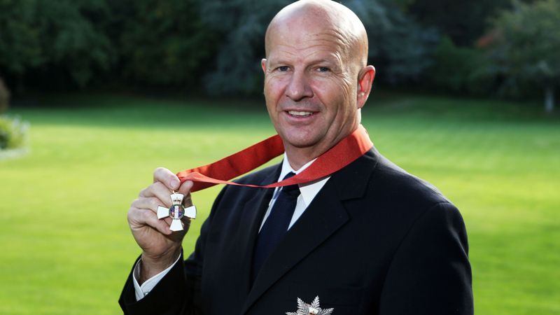 James and Liv chat to the legend of shearing - Sir David Fagan